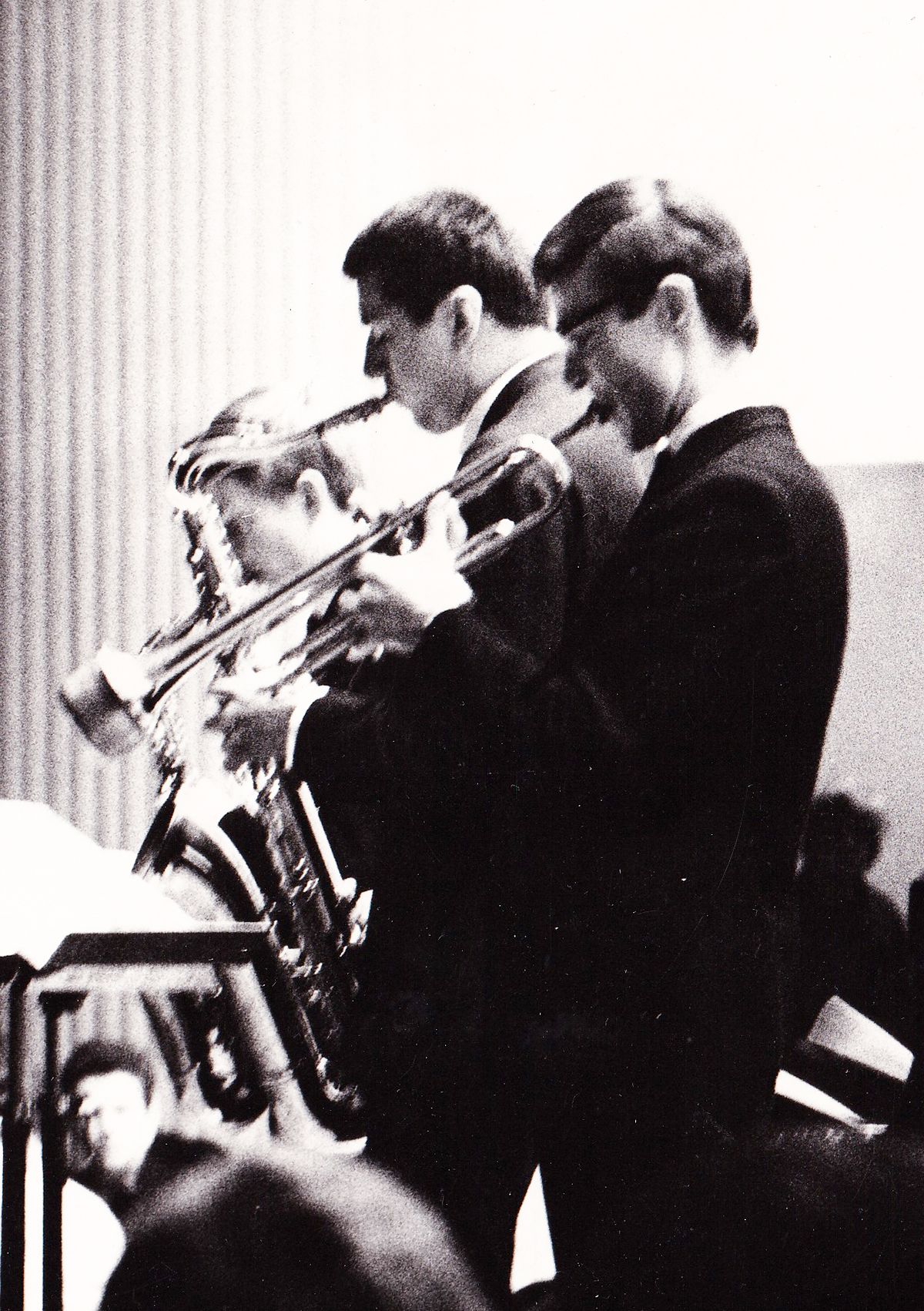 Musiał Al - SWIGUJĄCE 3-MIASTO – JAZZ W TRÓJMIEŚCIE – KOMPENDIUM WIEDZY