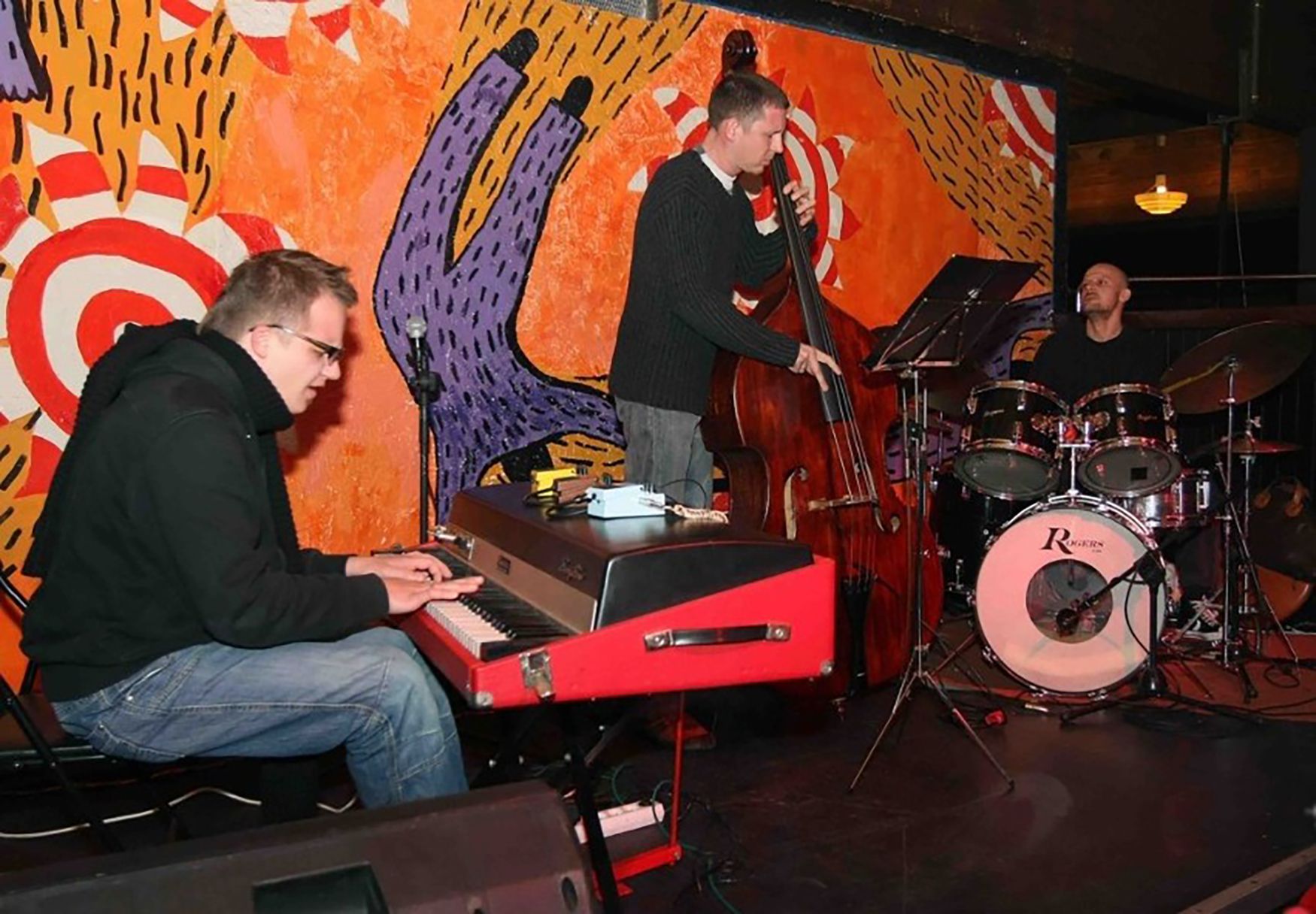 TRIOMANIA – PIOTR MANIA TRIO - SWIGUJĄCE 3-MIASTO – JAZZ W TRÓJMIEŚCIE ...